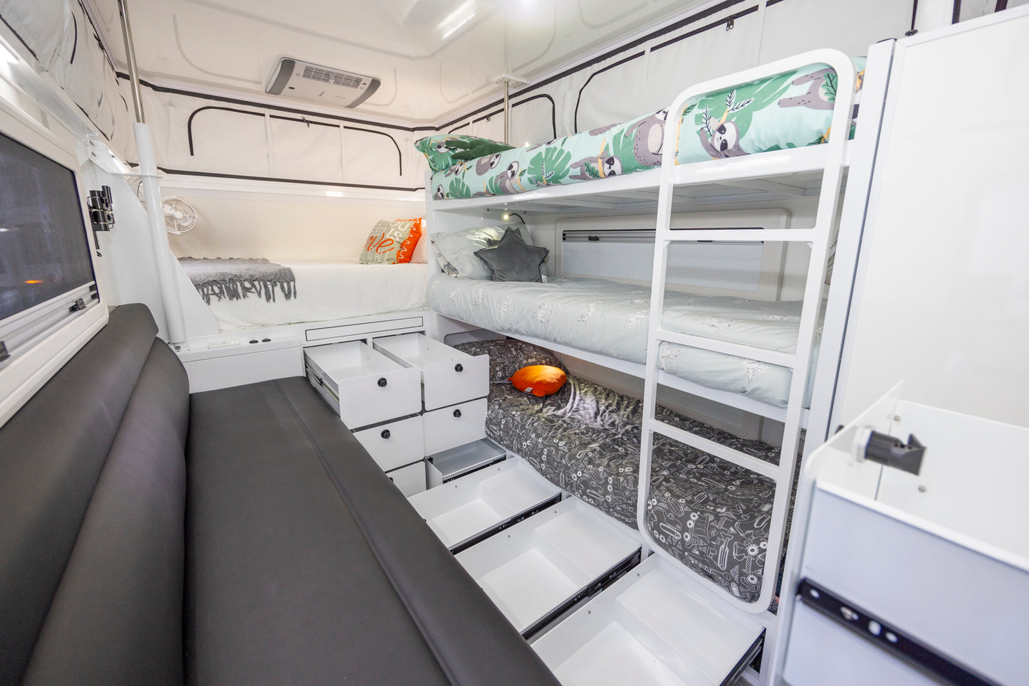 Nirvana 16 Family – Vision RV Sunseeker