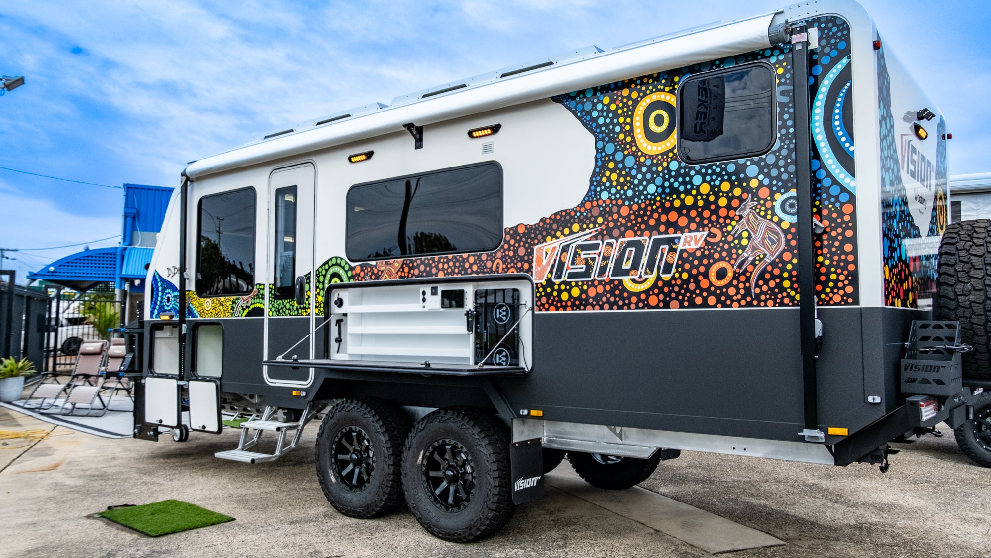 Vision RV | Off-Road Caravan & Hybrid Caravan – Vision RV Sunseeker